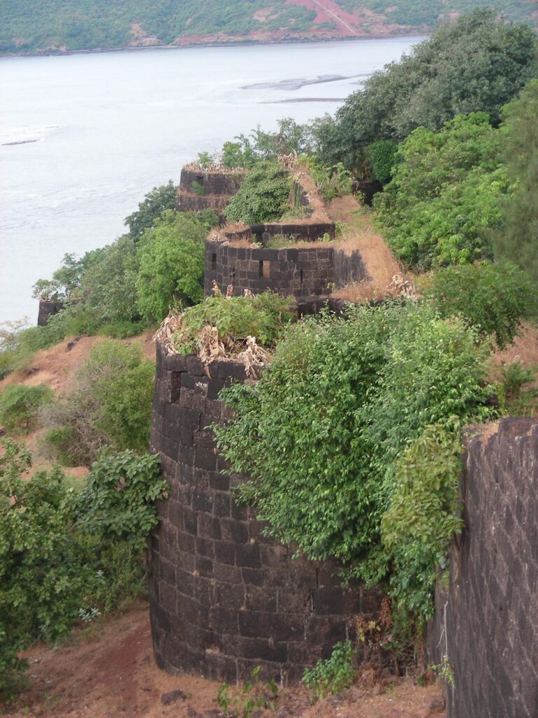 गोपाळगड (अंजनवेल) (Gopalgad)(Anjanvel) – मराठी विश्वकोश
