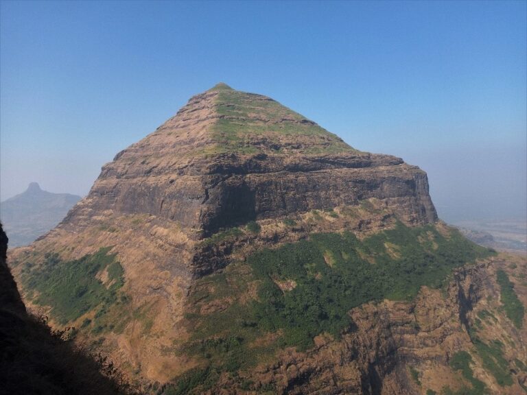 मंडणगड (Mandangad Fort) – मराठी विश्वकोश